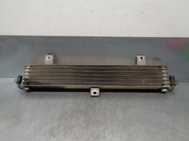 Oil radiator HYUNDAI H100 Van 2.5 TDiC 9219974 | B-Parts