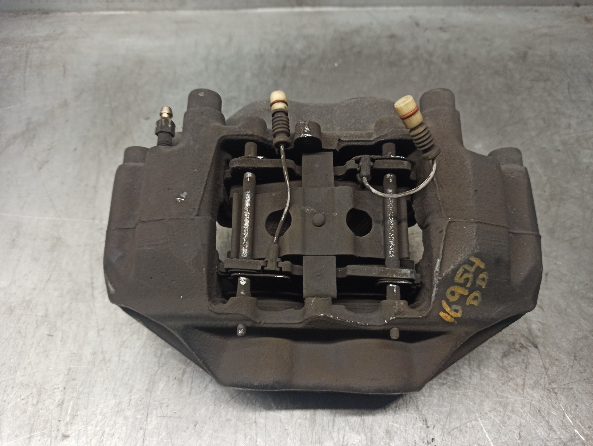 Right front brake caliper MERCEDES-BENZ S-CLASS (W140) 300 SE, SEL/S320 ...