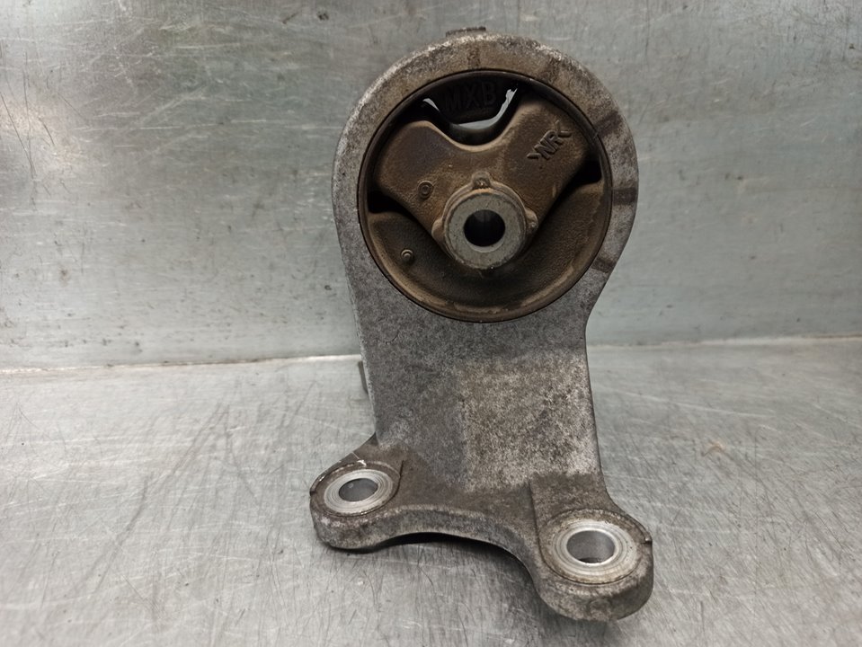 Engine mount MITSUBISHI GRANDIS (NA_W) 2.4 MIVEC (NA4W) 10186404 | B-Parts