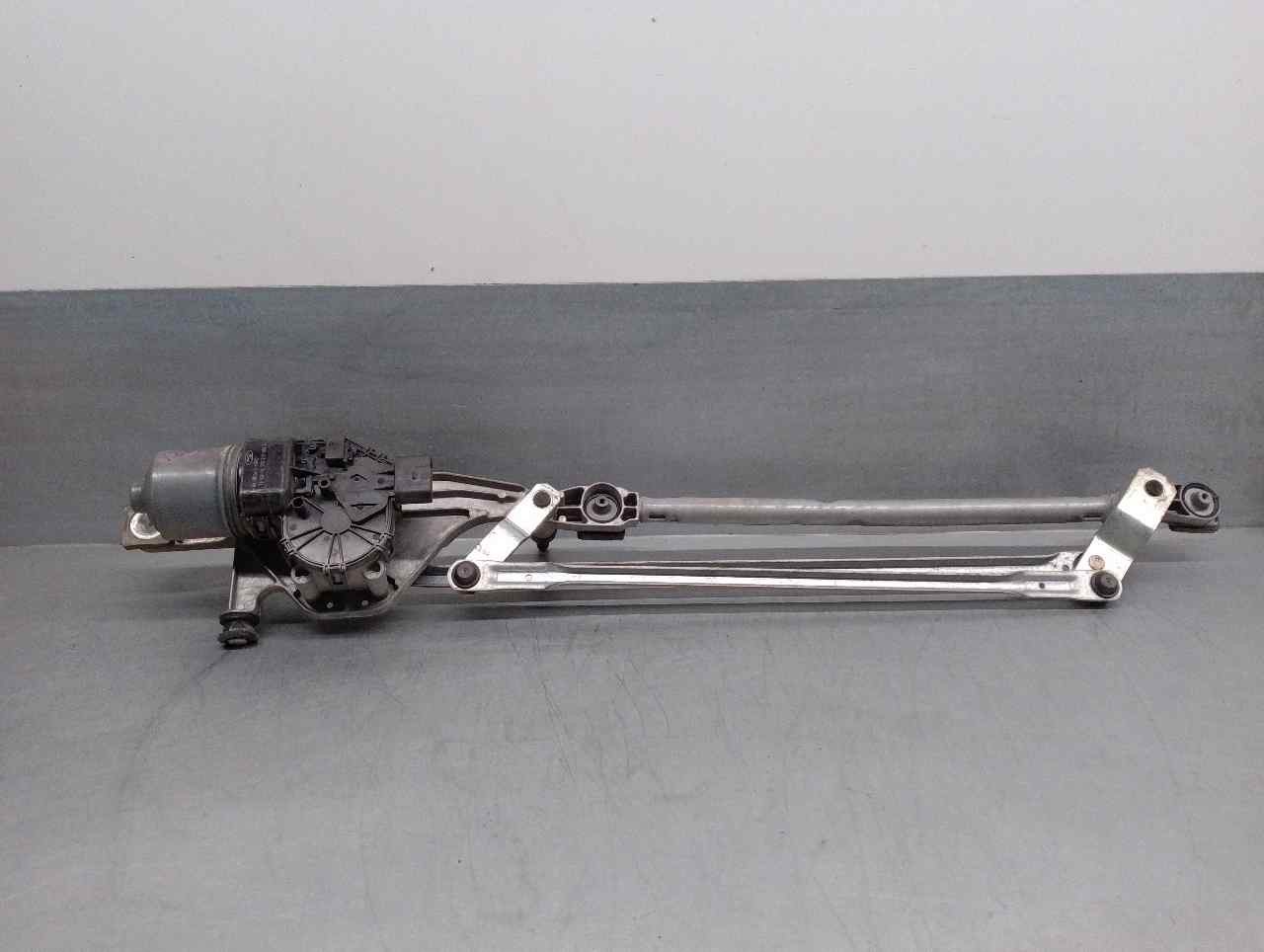 Front wiper motor FORD FOCUS II (DA_, HCP, DP) 18250427 | B-Parts