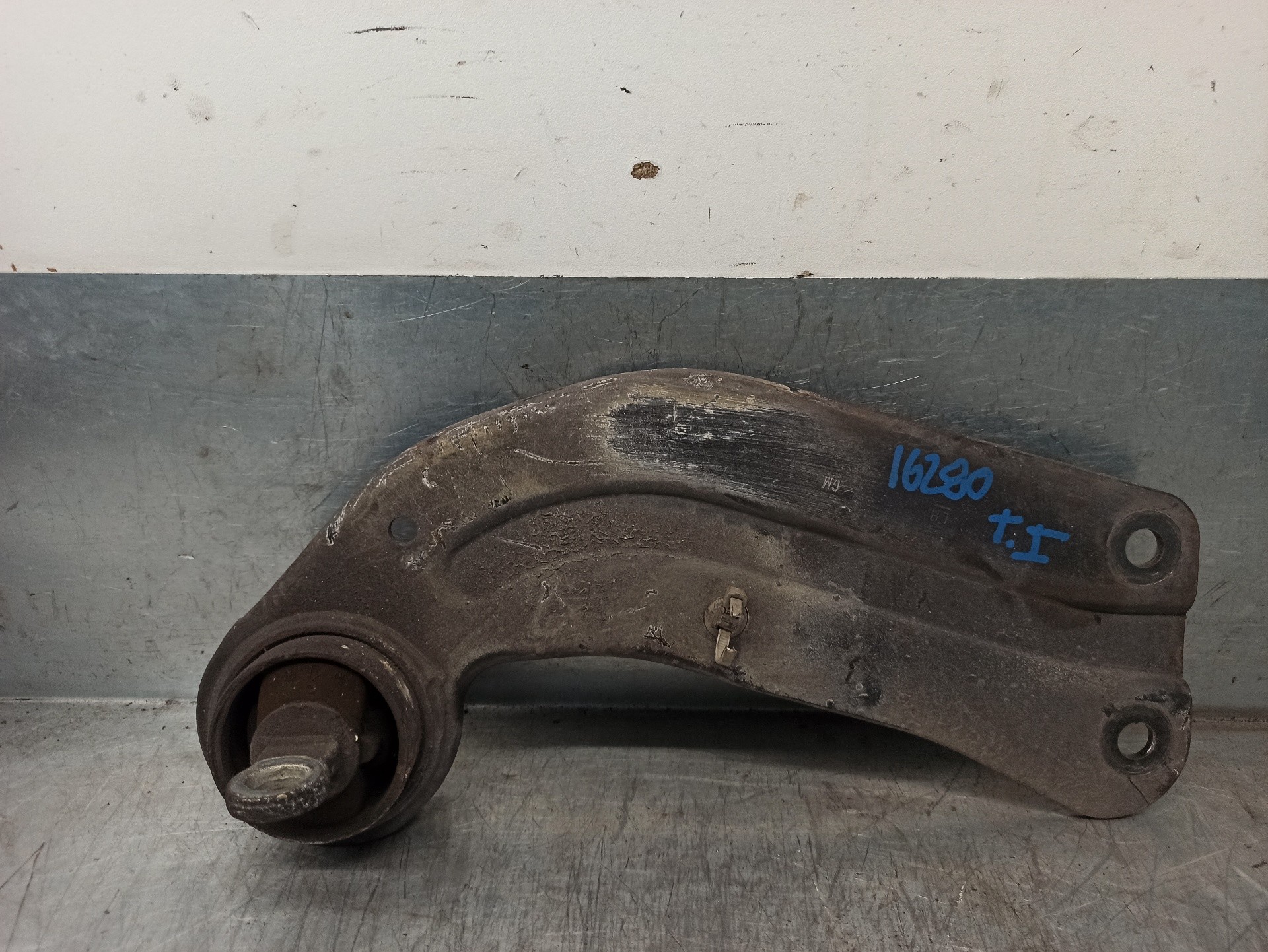 Left rear suspension arm OPEL INSIGNIA A Sports Tourer (G09) 2.0 CDTI ...