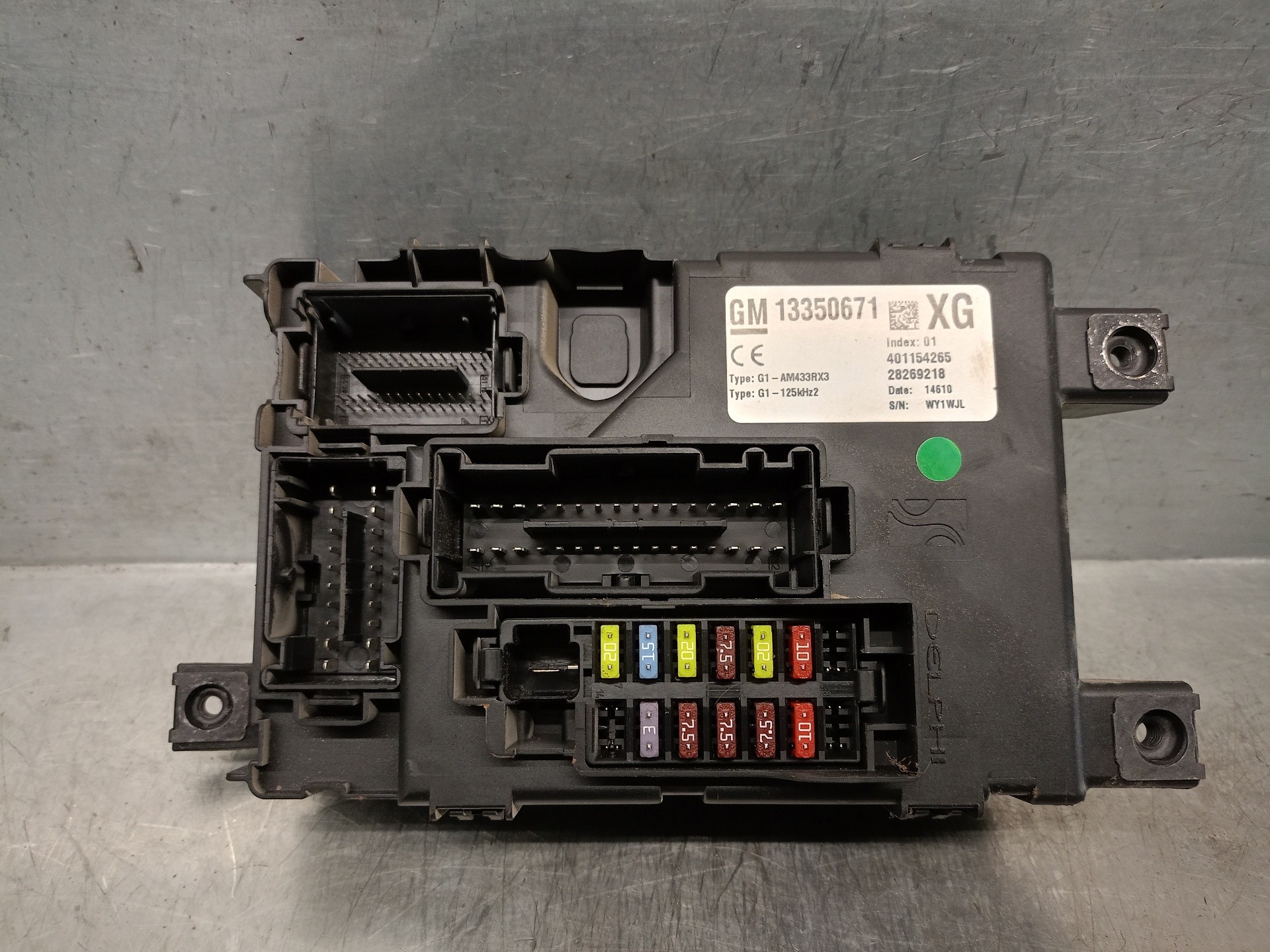 Fuse box OPEL CORSA D (S07) 1.3 CDTI (L08, L68) 18407715 | B-Parts