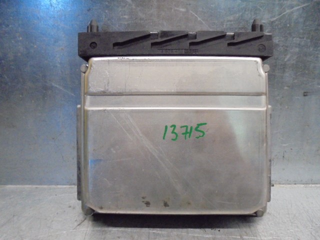 Engine control unit (ECU) VOLVO S60 I (384) 2.4 D 8334261 | B-Parts