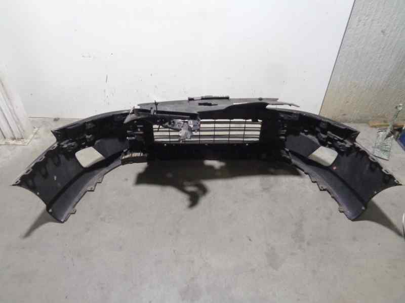 Front bumper PEUGEOT 407 (6D_) 1.6 HDi 110 NEGRO | B-Parts