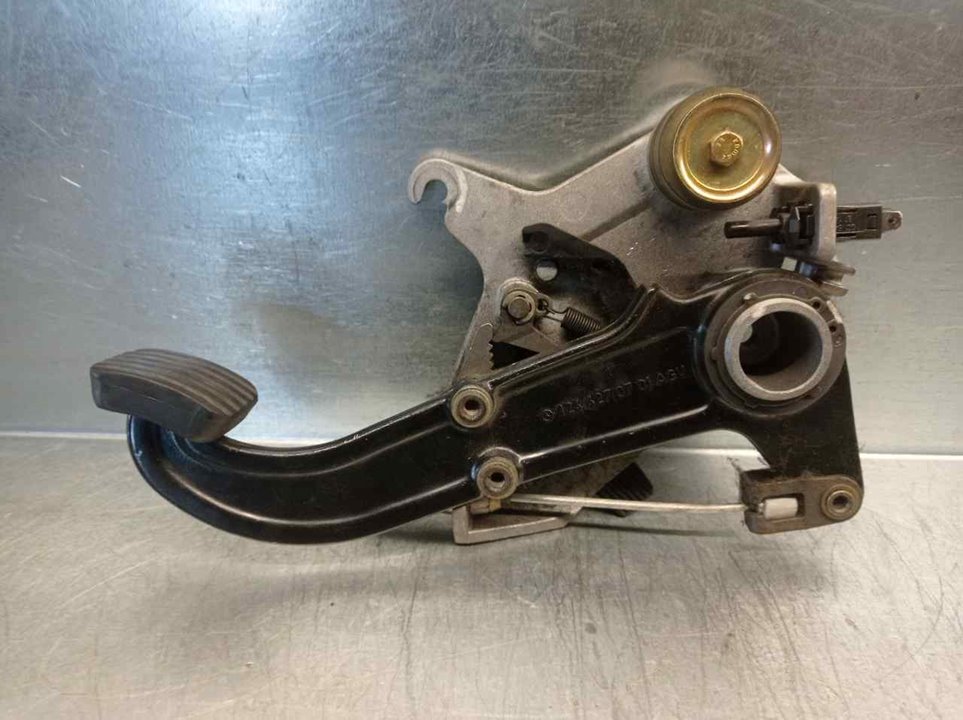 Hand brake MERCEDES-BENZ E-CLASS (W124) E 280 (124.029) 9275176 | B-Parts