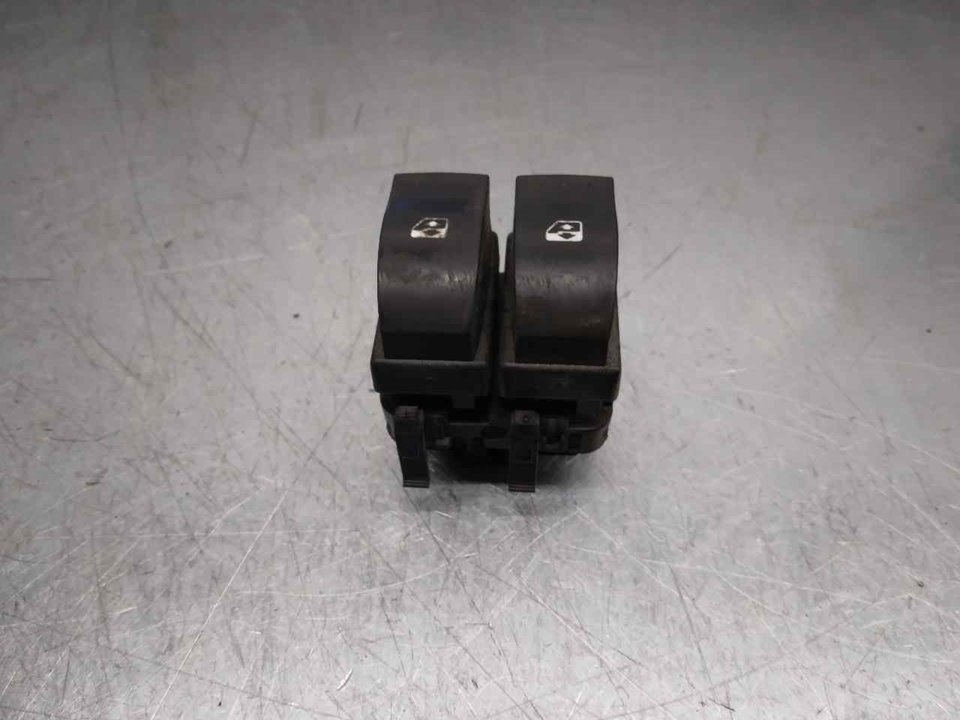 Left front window switch RENAULT KANGOO / GRAND KANGOO II (KW0/1_) 1.5 ...