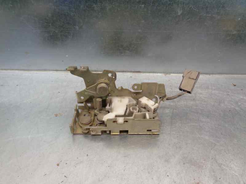 Rear right lock MERCEDES-BENZ SPRINTER 2-t Van (B901, B902) 211 CDI ...