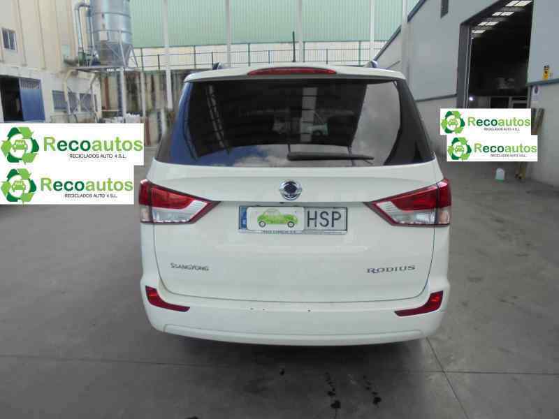 Right rear suspension arm SSANGYONG RODIUS II 2.0 Xdi | B-Parts