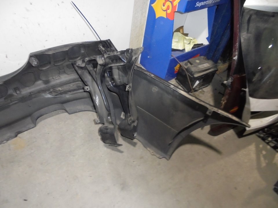 Pare-chocs arrière BMW 5 (E60) 520 d 8289878 | B-Parts