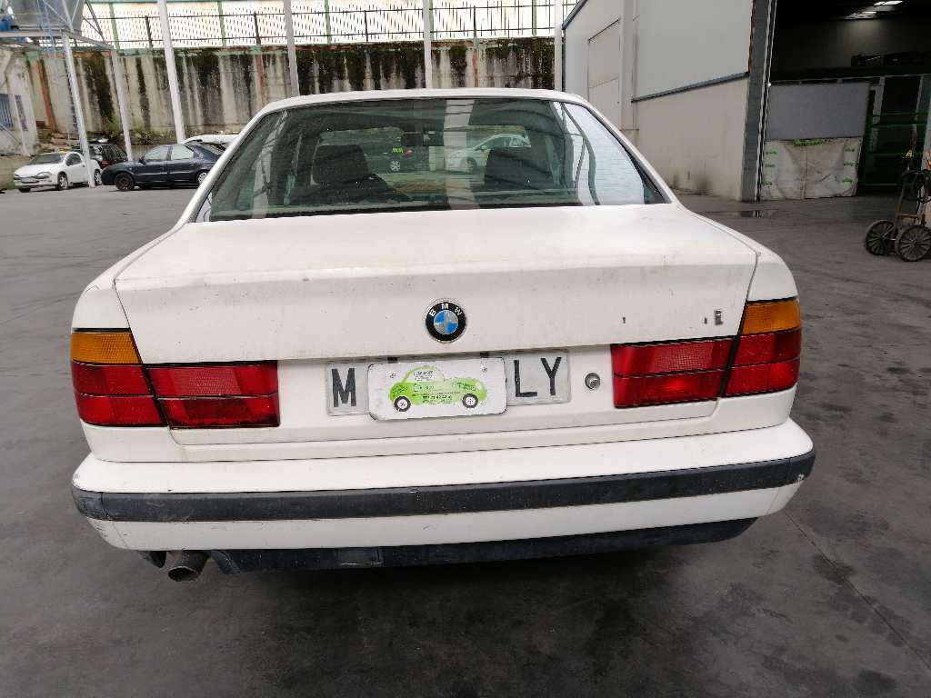 Left front fenders BMW 5 (E34) 520 i 24V BLANCA | B-Parts
