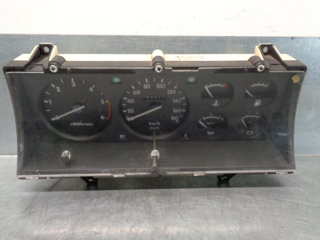 Instrument cluster NISSAN PATROL III/2 Station Wagon (W260) 2.8 D 4x4 ...