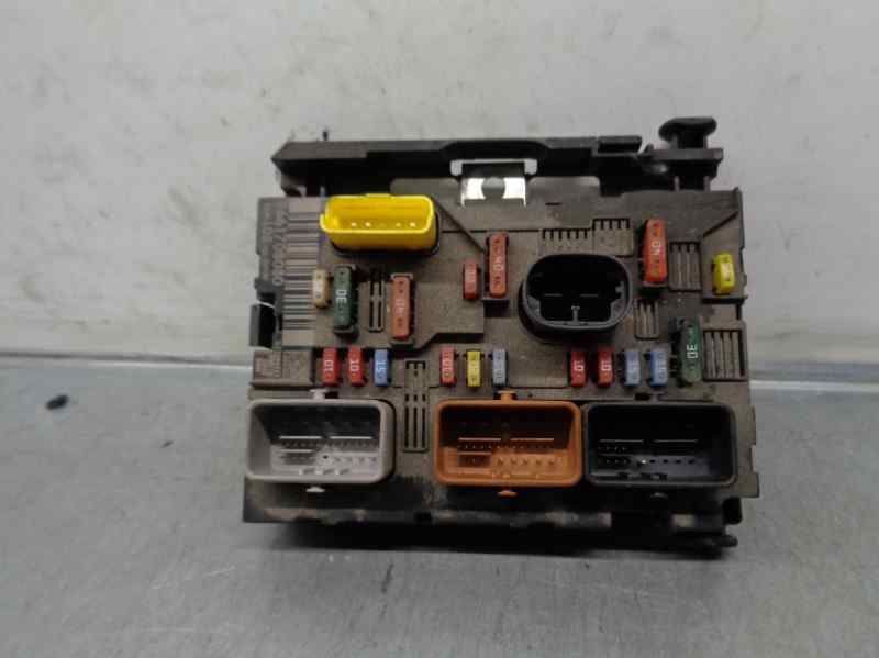 Fuse box CITROËN C4 Grand Picasso I (UA_) 2.0 HDi 138 9661708080 | B-Parts