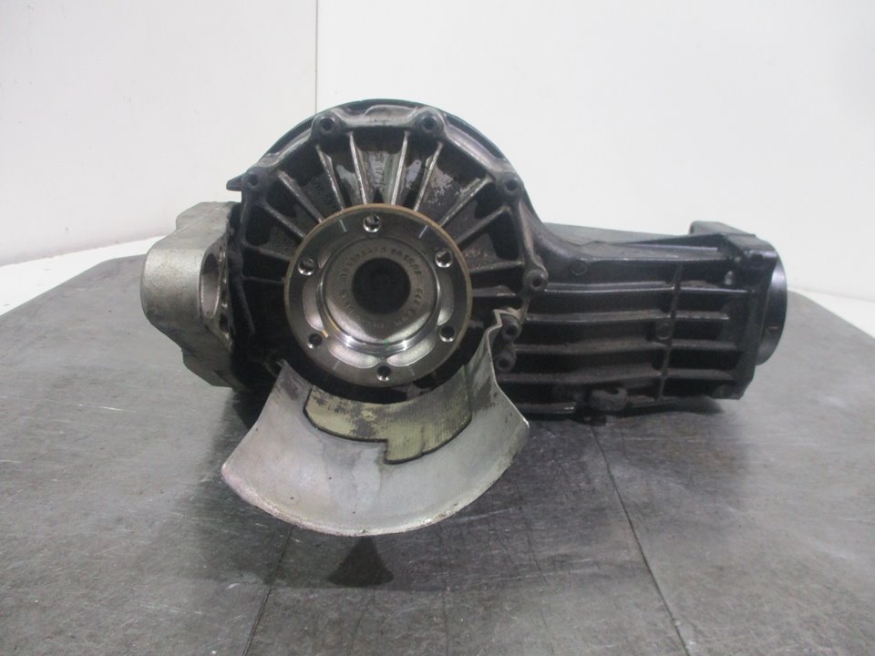 Rear differential AUDI A4 B6 Avant (8E5) 2.5 TDI quattro 8671795 | B-Parts