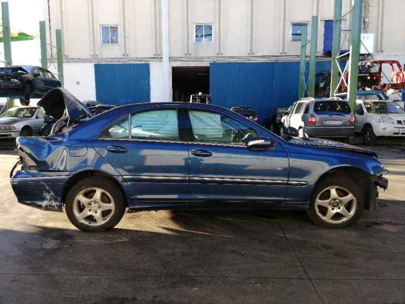 Fuse box MERCEDES-BENZ C-CLASS (W203) C 220 CDI (203.006) 2035451701 ...