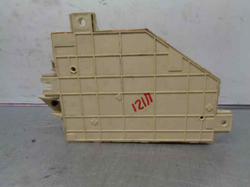 Fuse box JEEP CHEROKEE (XJ) 2.5 TD 4x4 6118532 | B-Parts