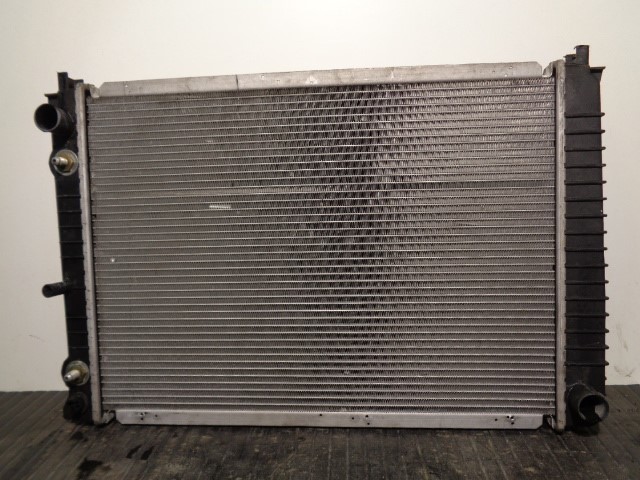 Water radiator VOLVO 740 (744) 2.3 10544816 | B-Parts