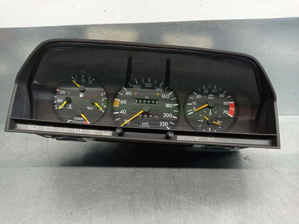 Instrument cluster MERCEDES-BENZ 190 (W201) E 1.8 (201.018) 10288738 ...