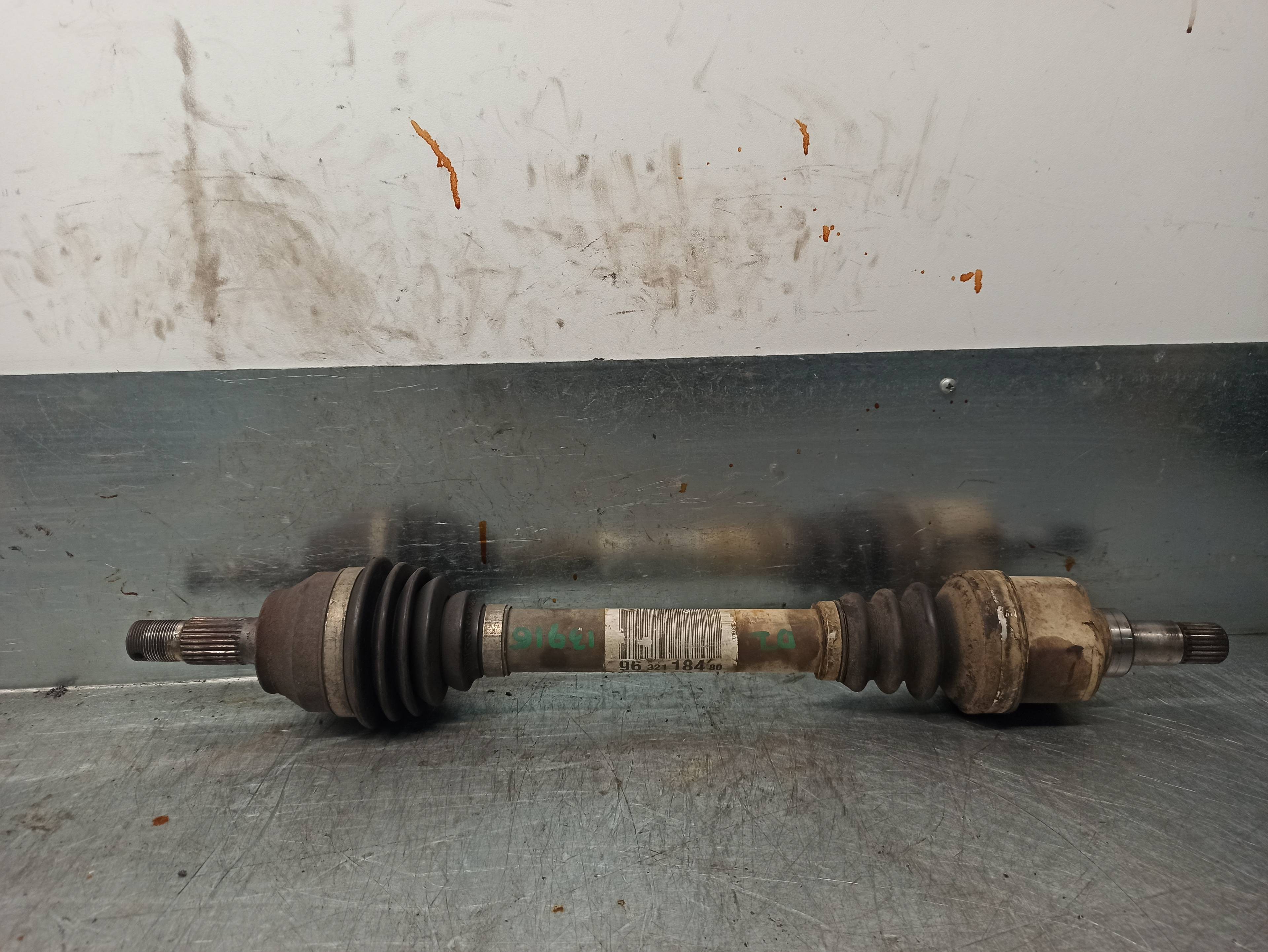 Left front driveshaft CITROËN BERLINGO / BERLINGO FIRST Box Body/MPV (M_) 1.4 i (MBKFX, MBKFW ...