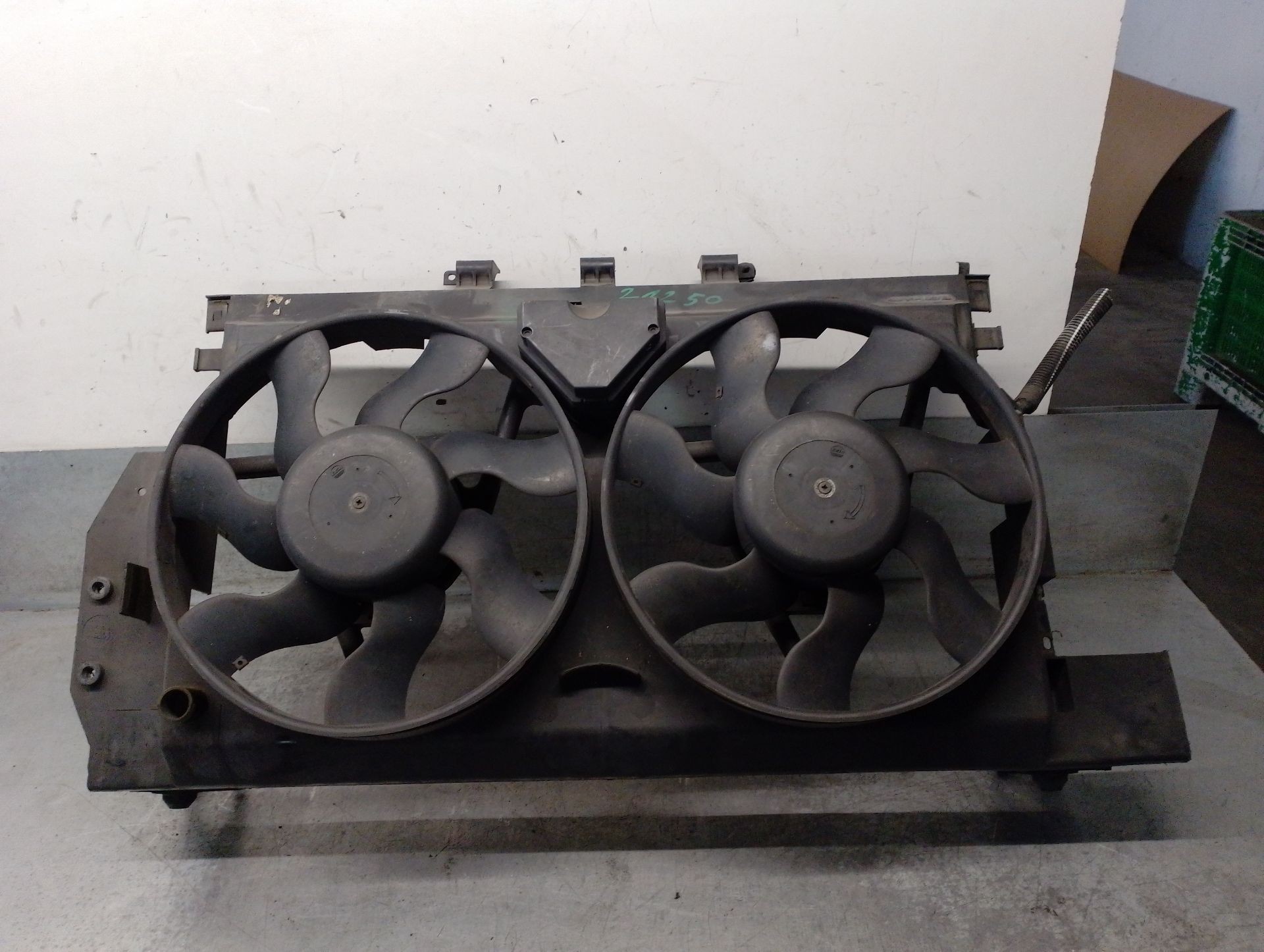 Radiator fan CITROËN XANTIA (X1_, X2_) 2.0 HDI 90 20111396 | B-Parts
