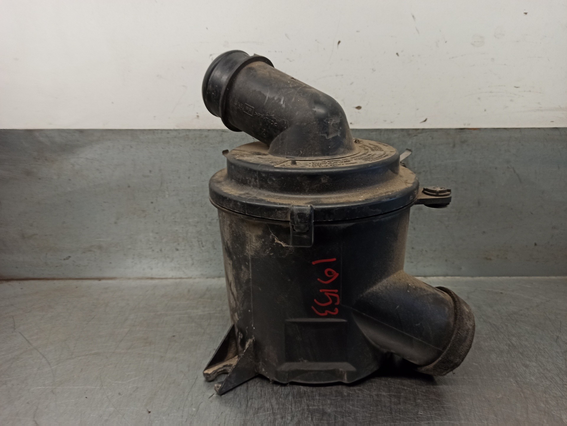 Air filter box NISSAN PICK UP (D22) 2.5 D 16910899 | B-Parts