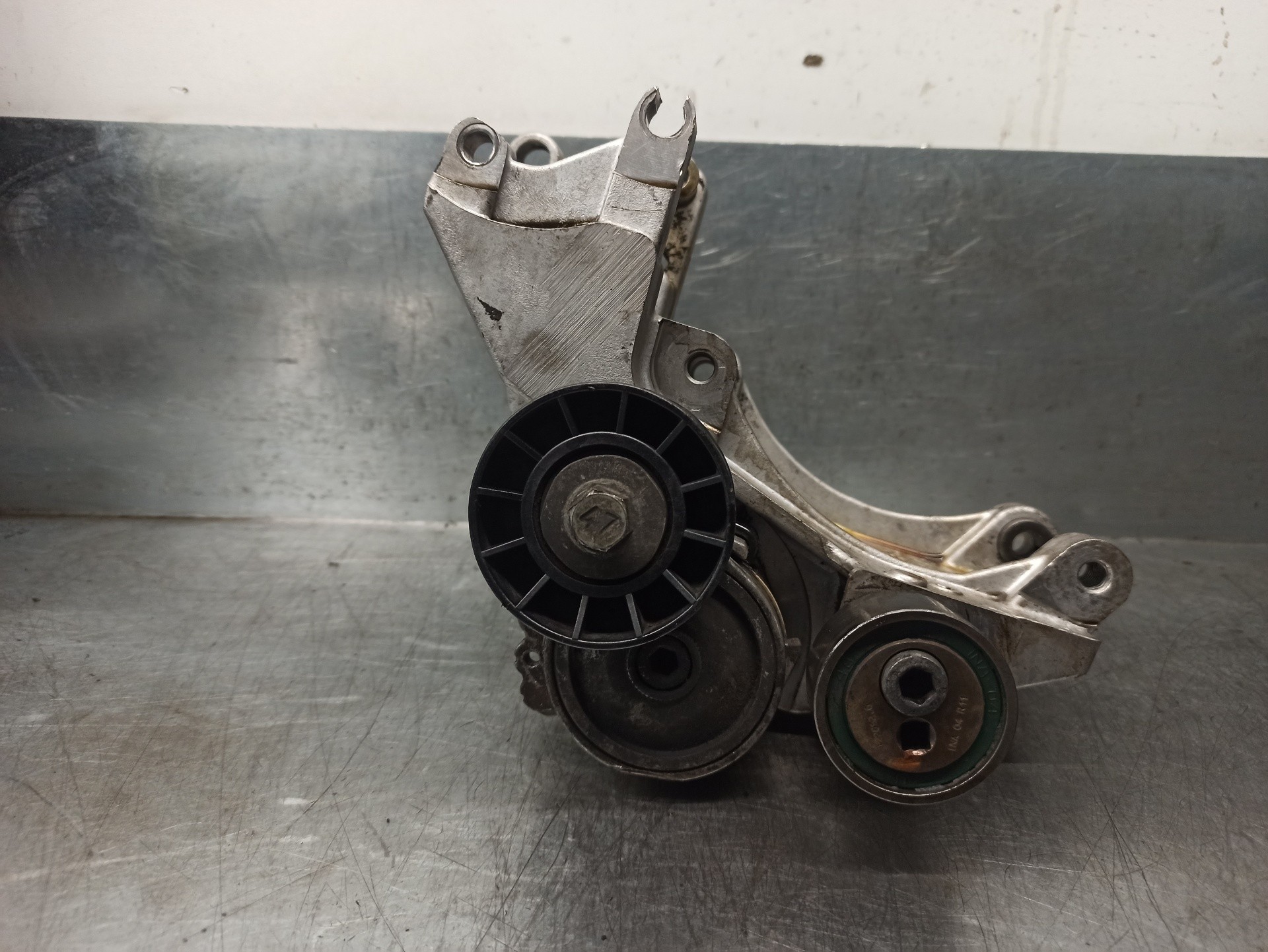 Engine mount FIAT SCUDO Van (220_) 2.0 JTD 11013098 | B-Parts