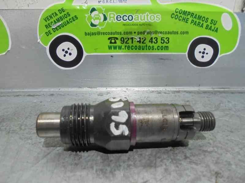 Injector PEUGEOT 205 II (20A/C) 1.7 Diesel 2102811 | B-Parts
