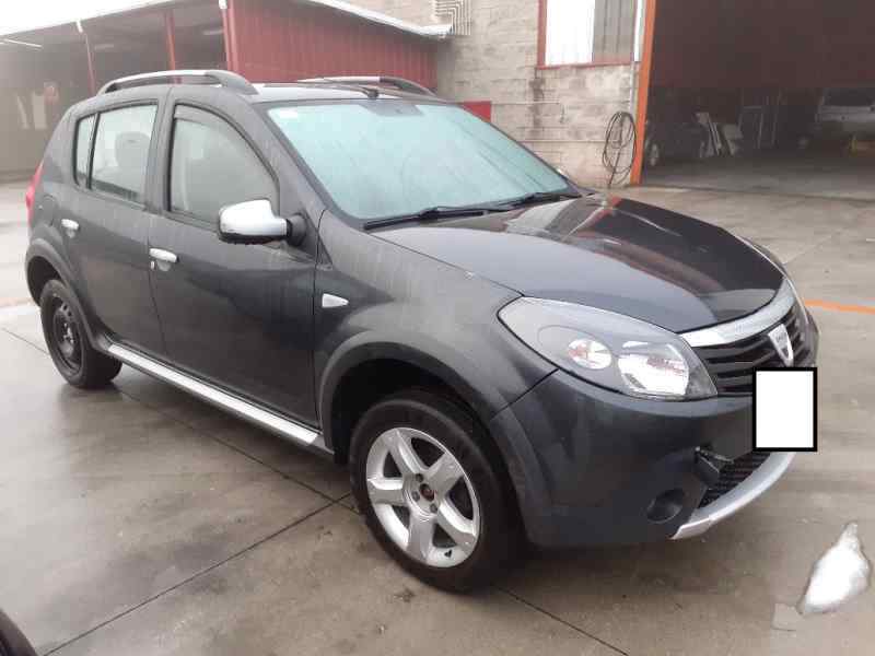 Piloto trasero derecho DACIA SANDERO 1.5 dCi 8200734824 | B-Parts