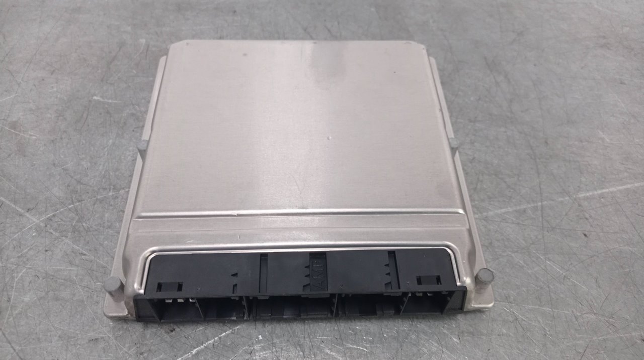 Engine control unit (ECU) MERCEDES-BENZ C-CLASS (W203) C 220 CDI (203. ...