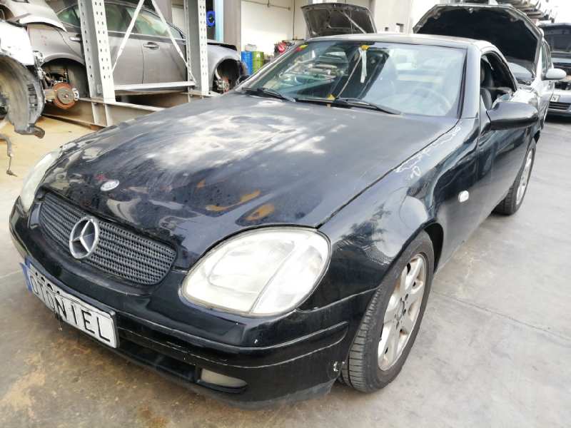 Front bumper MERCEDES-BENZ SLK (R170) 230 Kompressor (170.447) TOCADO ...