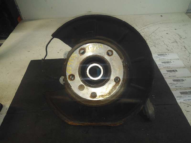 Right rear steering knuckle BMW X5 (E53) 3.0 d 5 | TORNILLOS | B-Parts