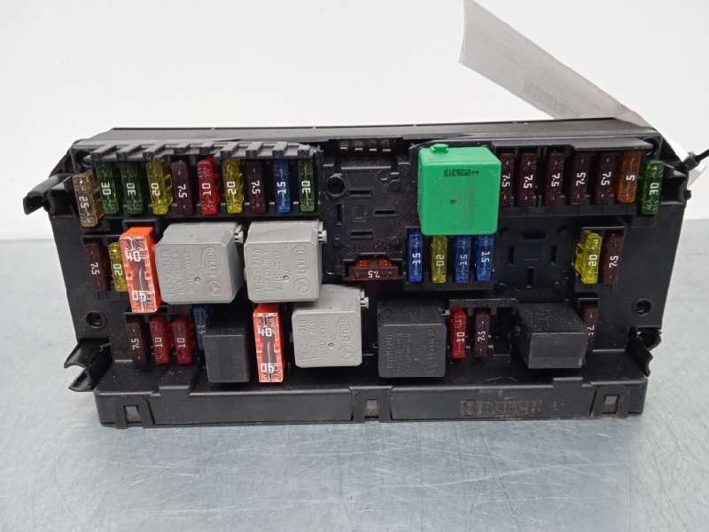 Fuse box MERCEDES-BENZ C-CLASS T-Model (S204) 7003681 | B-Parts
