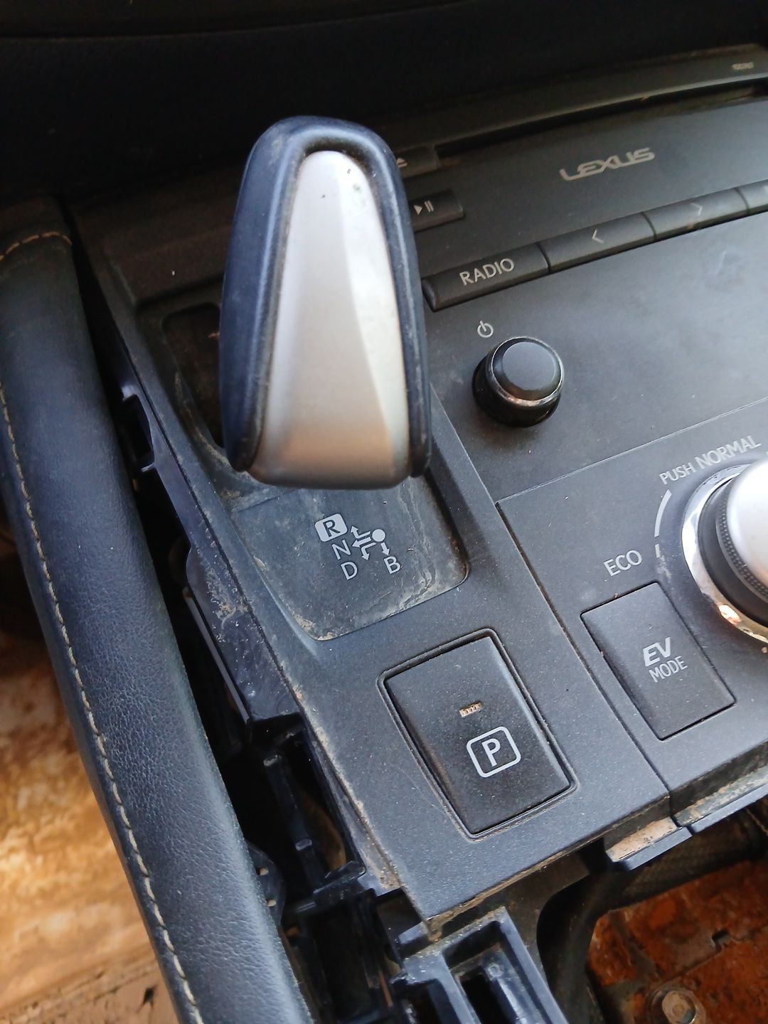 Gear lever LEXUS CT (ZWA10_) 200h (ZWA10_) 30900639 | B-Parts
