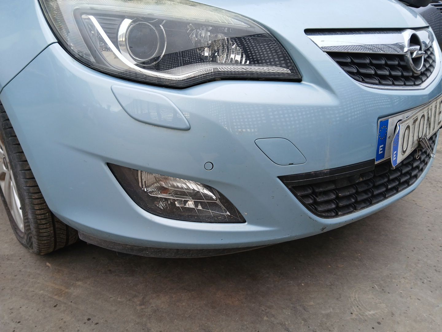 Front bumper OPEL ASTRA J (P10) 2.0 CDTI (68) 24219160 | B-Parts