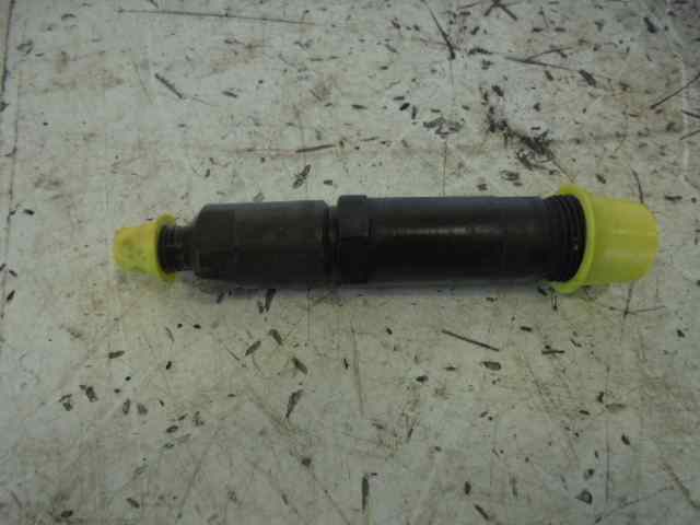 Injector MERCEDES-BENZ C-CLASS (W202) C 220 D (202.121) 6120462 | B-Parts