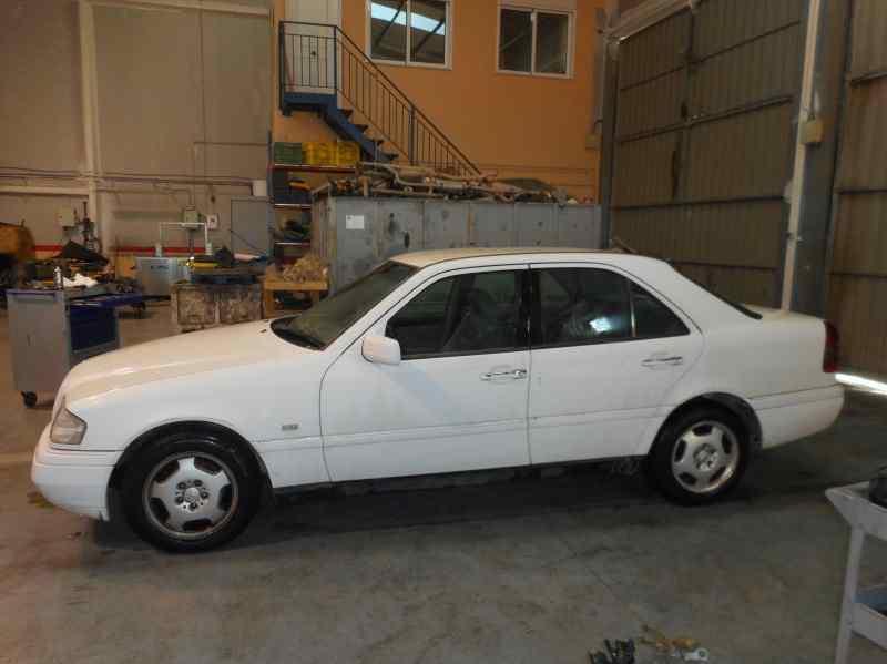 Left front fenders MERCEDES-BENZ C-CLASS (W202) C 250 D (202.125 ...