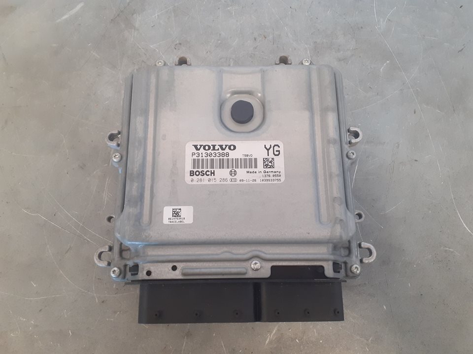 Engine control unit (ECU) VOLVO XC60 I SUV (156) D5 AWD 10649957 | B-Parts