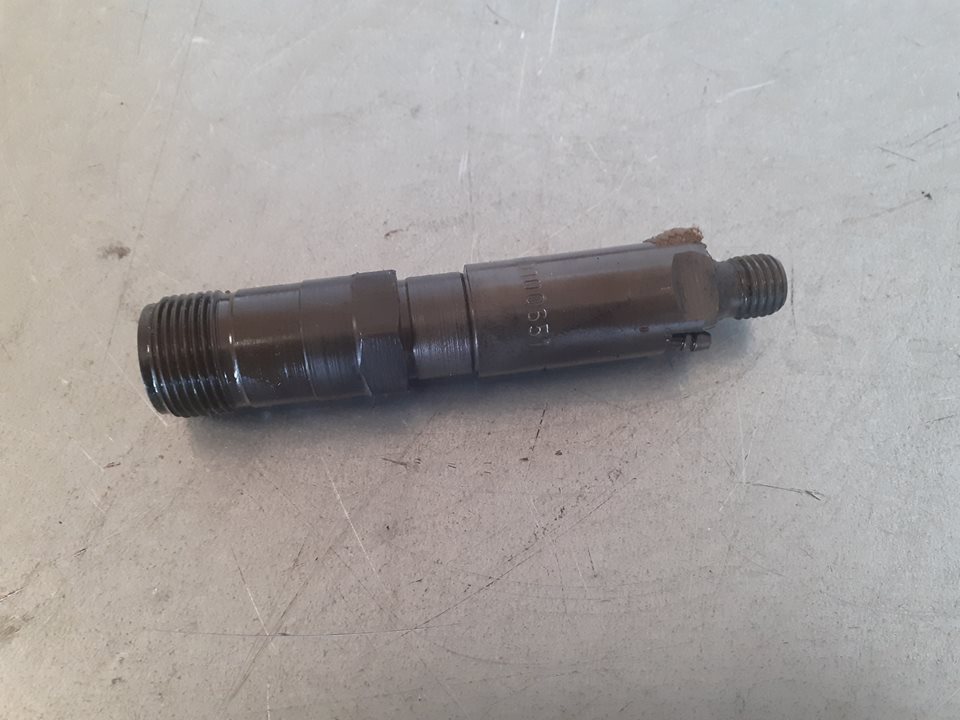 Injector MERCEDES-BENZ C-CLASS (W202) C 250 Turbo-D (202.128) 7560743 ...