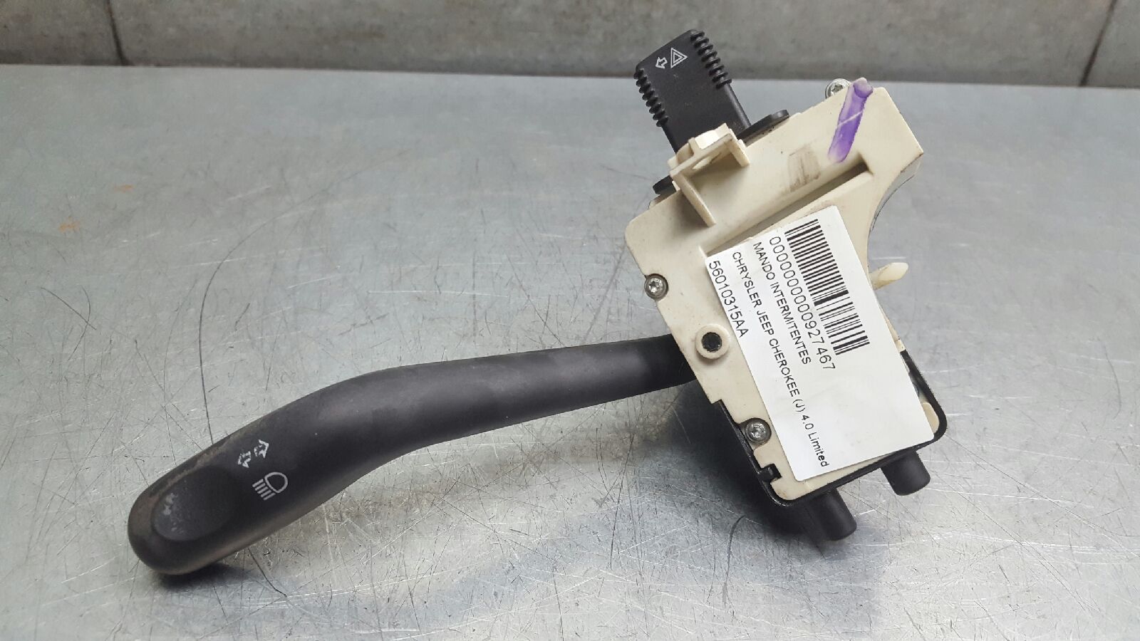 Steering column stalk JEEP CHEROKEE (XJ) 4.0 i 17330353 | B-Parts