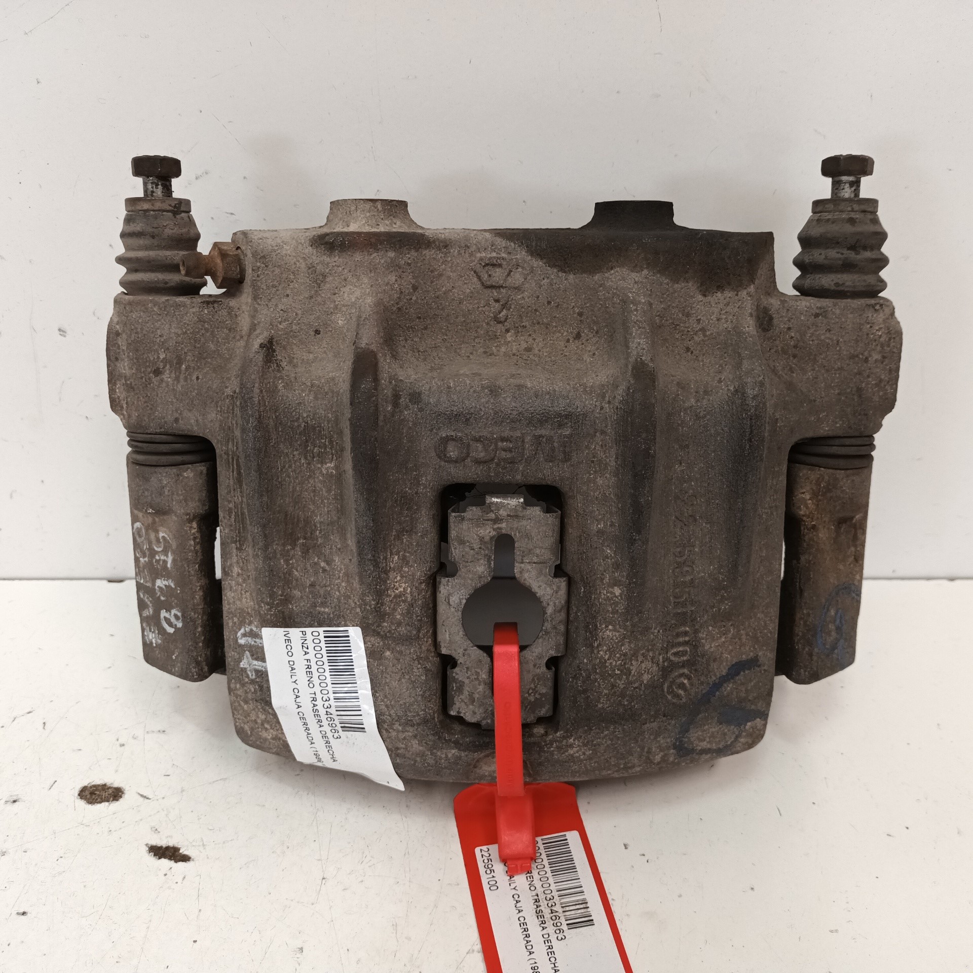 Right rear brake caliper IVECO DAILY II Platform/Chassis 13510823 | B-Parts