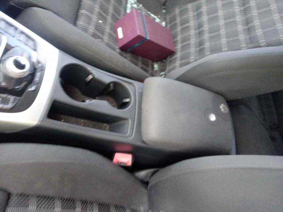 Apoio de Braço / Consola central AUDI A4 B8 Avant (8K5) 12674630 | B-Parts