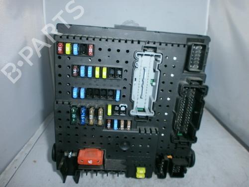 Caixa de fusíveis VOLVO V70 II (285) D5 6197258 | B-Parts