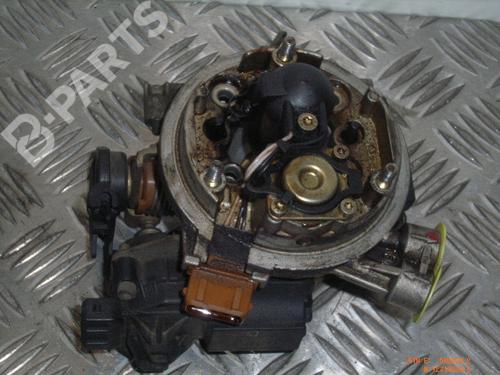 Injection rail VW POLO Coupe (86C, 80) 1.0 2571260 | B-Parts