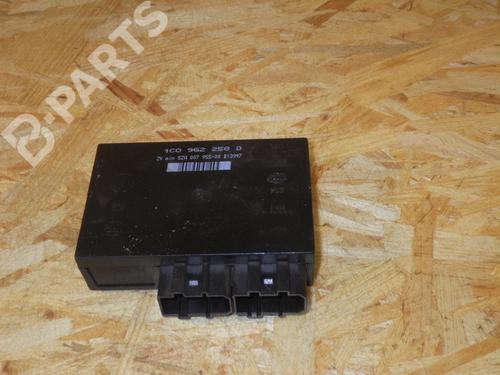 Comfort control module VW GOLF IV (1J1) 1.4 16V 5055404 | B-Parts