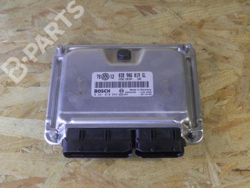 Engine control unit (ECU) VW PASSAT B5.5 Variant (3B6) 1.9 TDI 2569406 ...
