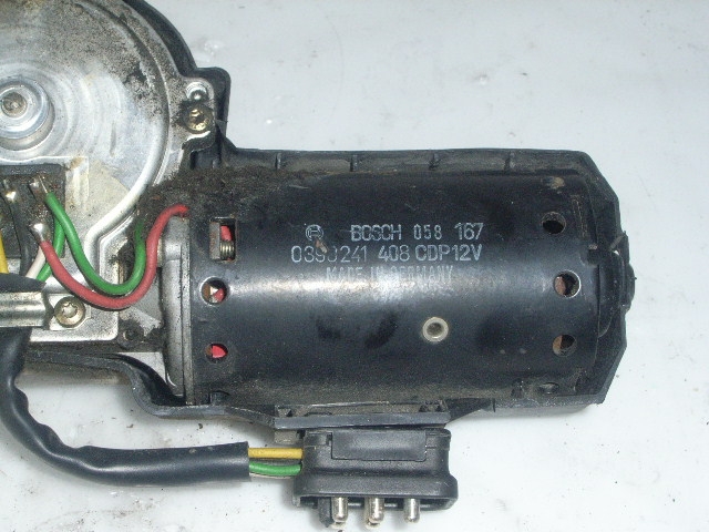 Front wiper motor MERCEDES-BENZ 190 (W201) E 2.0 2560362 | B-Parts