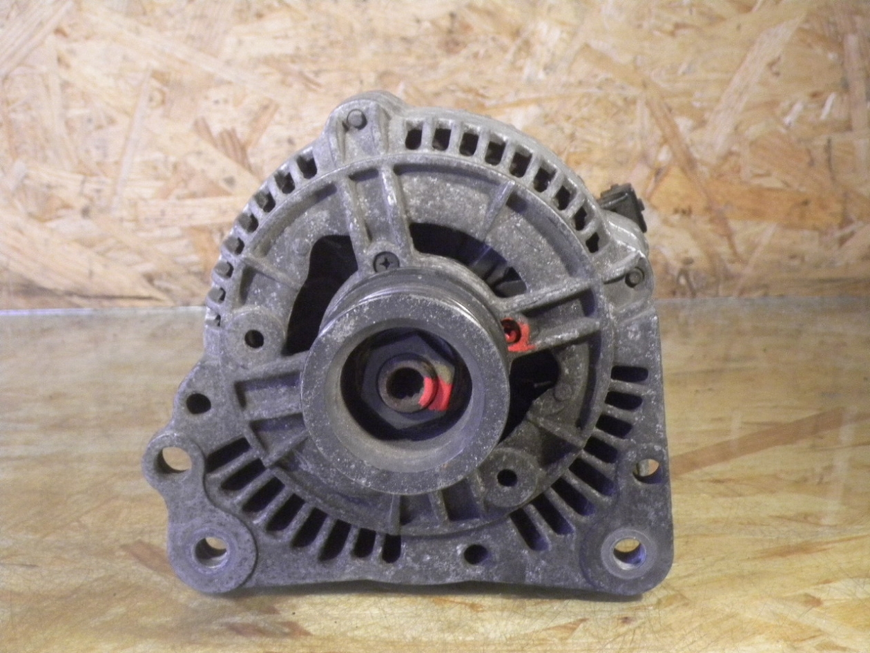 Alternator VW GOLF III (1H1) 1.8 2561538 | B-Parts