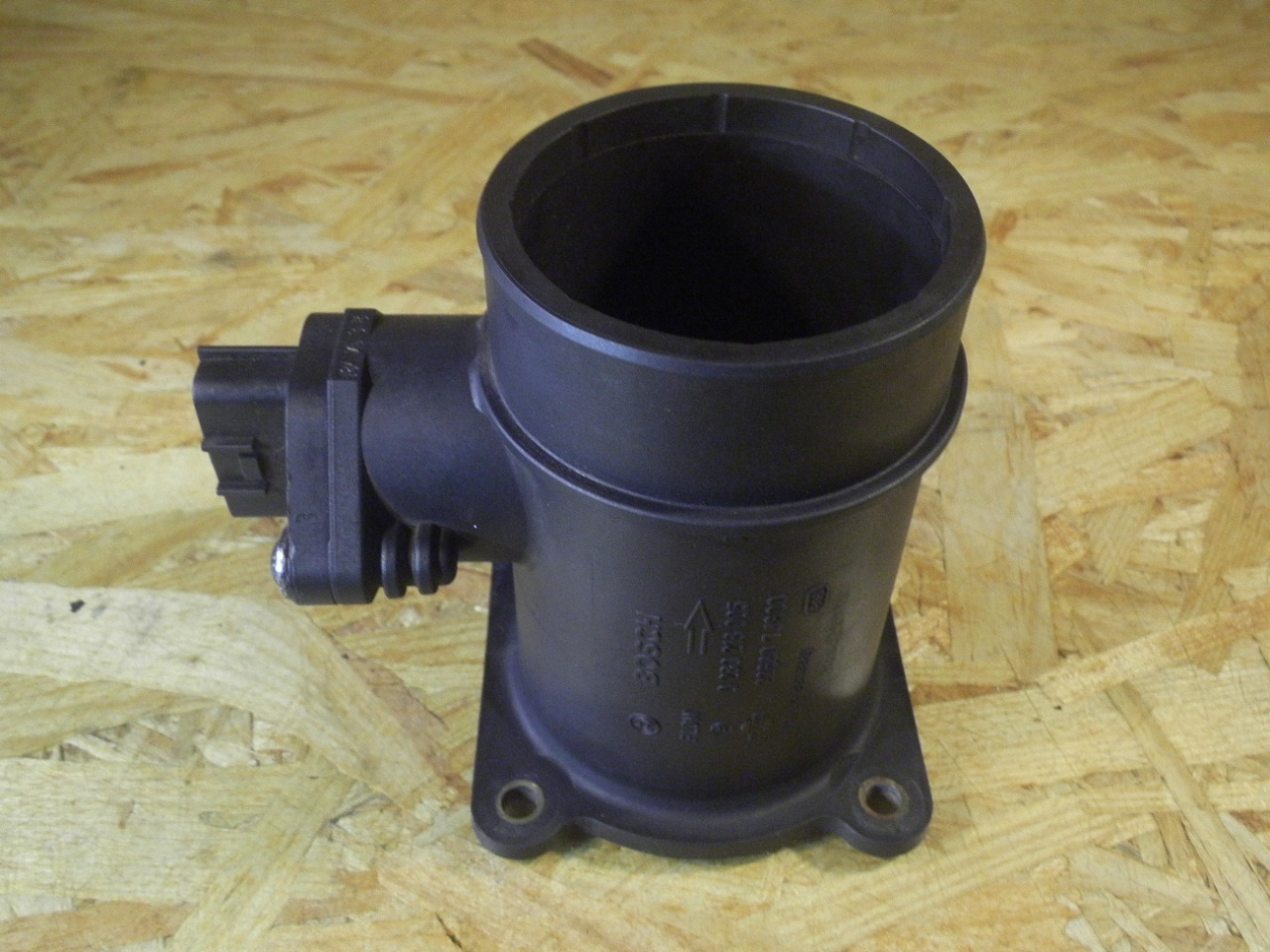 Mass air flow sensor NISSAN ALMERA II (N16) 2.2 Di 2572172 | B-Parts
