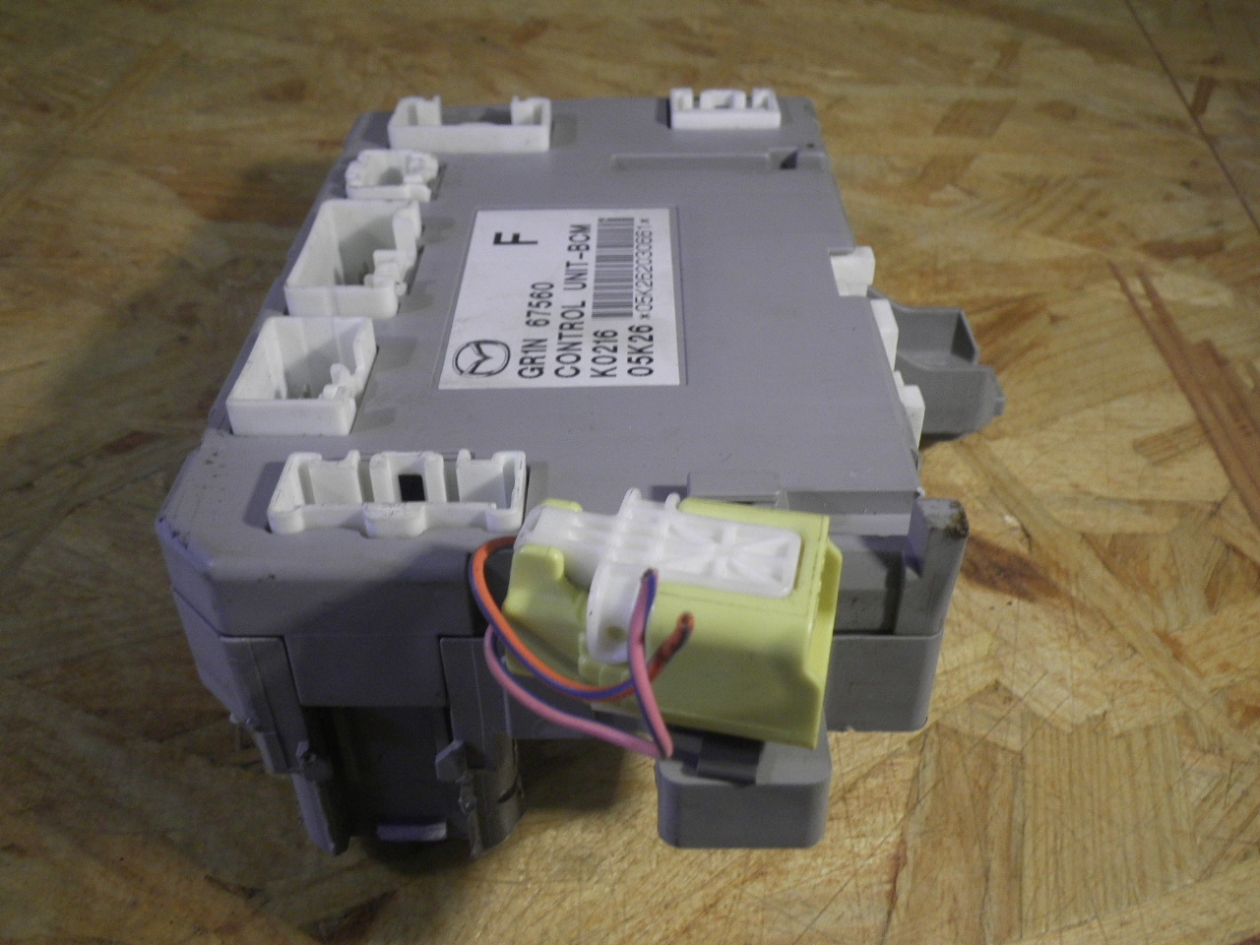 Control unit MAZDA 6 Station Wagon (GY) 1.8 GR1N67560|MAZDA|Info lesen ...