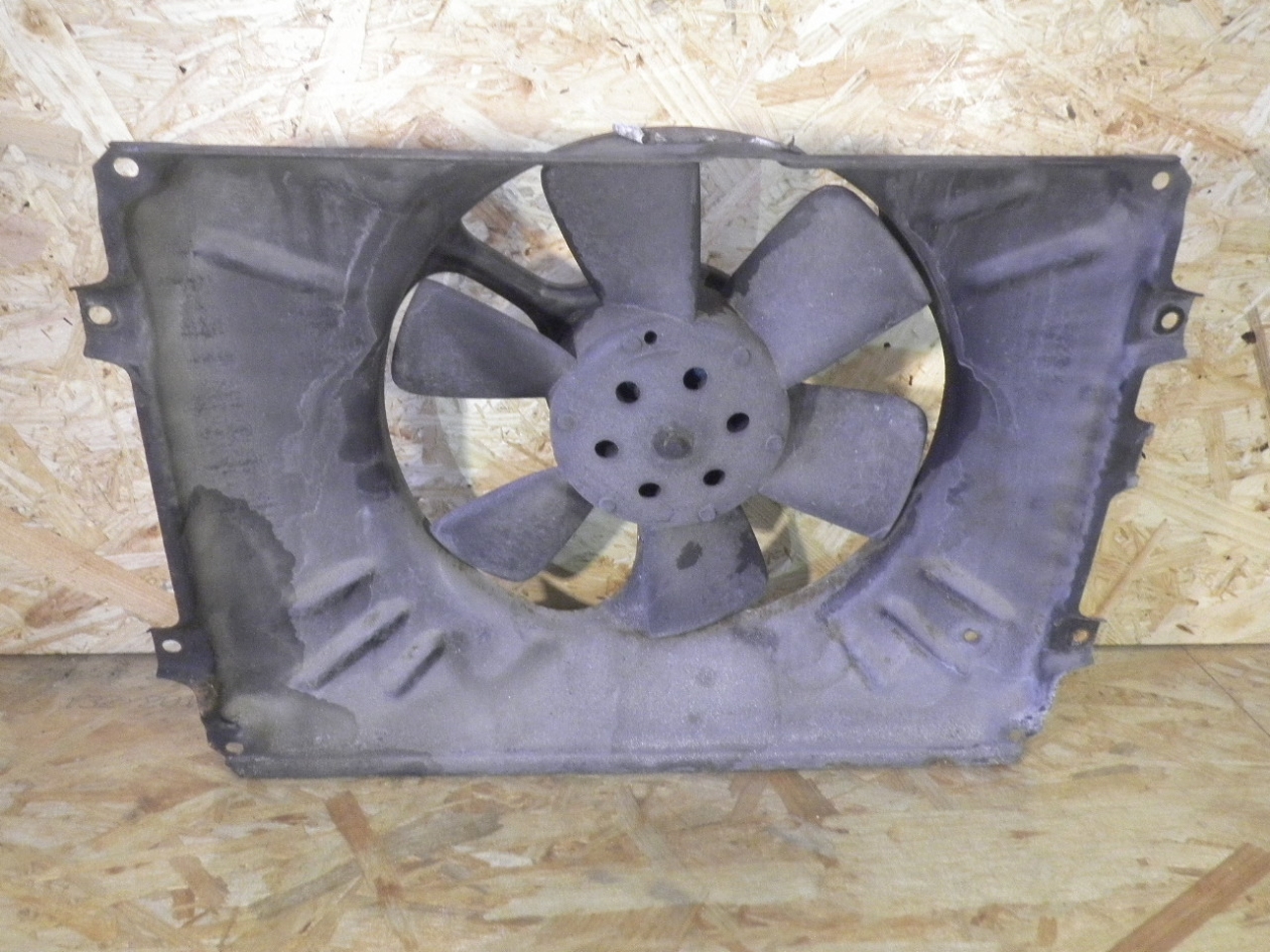 Radiator fan VW GOLF II (19E, 1G1) 1.6 3136543 | B-Parts