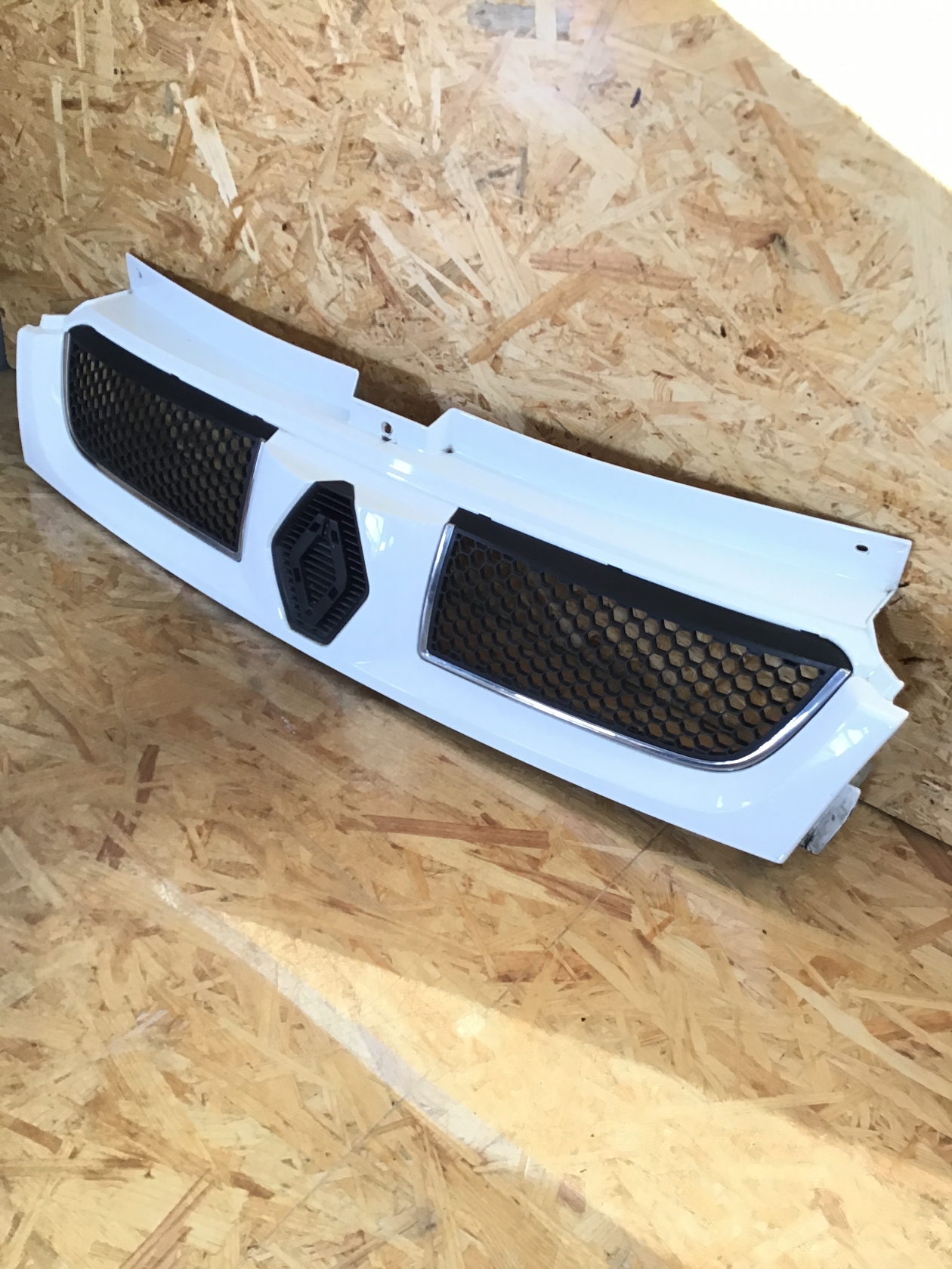 Front grille RENAULT TRAFIC II Van (FL) 1.9 dCi 100 (FL0C) 5094035 | B ...